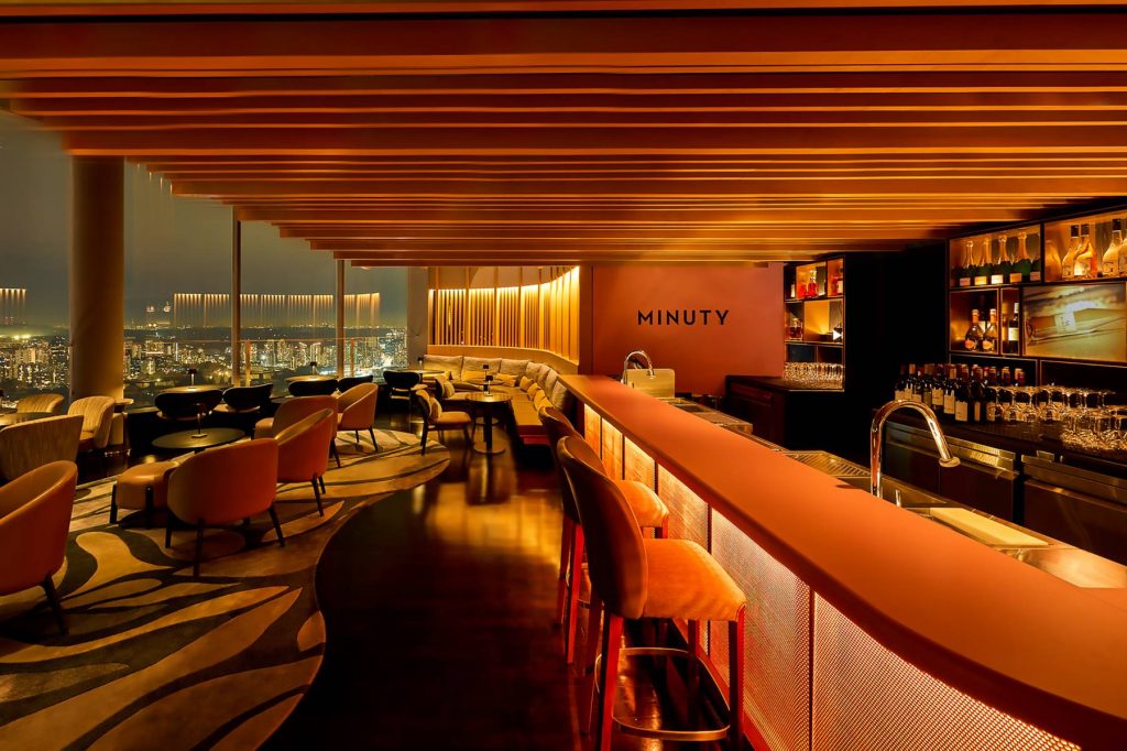 SKAI Bar | Best Sunset Views in Singapore | Swissotel The Stamford